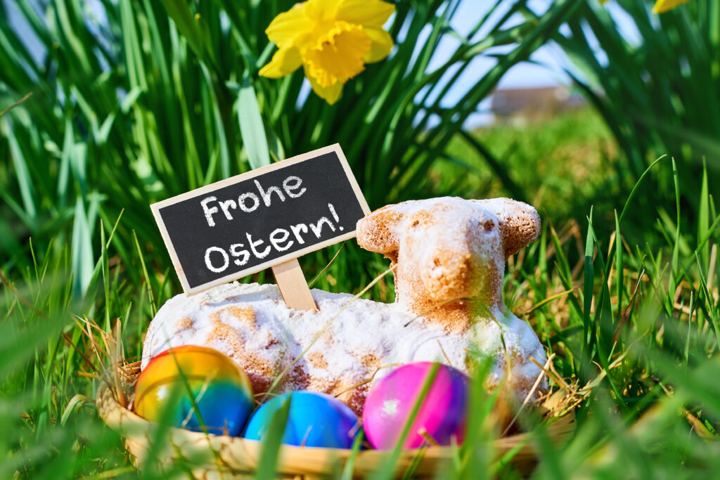 Bild Ostern - Ostergruß mit Osterlamm • Ostern Bilder